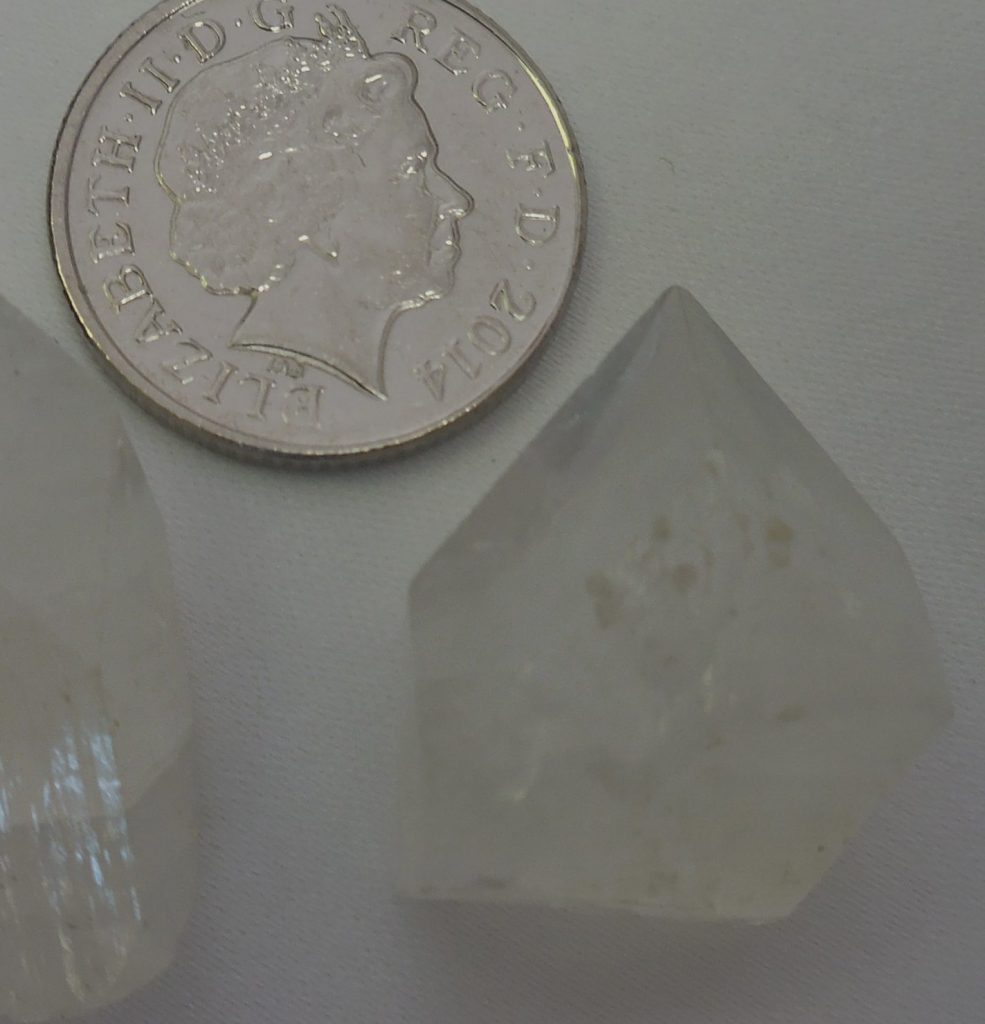 Apophyllite points. – Heaven Shop